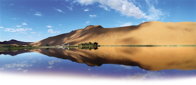 内蒙古日报数字报-沙海鎏金绽芳华 世界遗产美如画